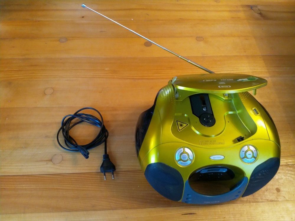 Scott Radio/CD/MP3(USB) Player (Gebraucht) in Ibach für CHF 9 – mit ...