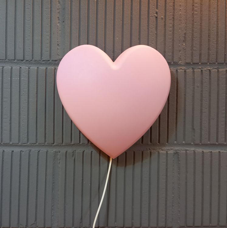 Ikea Heart Lamp, Herz Deko Wandlampe (Gebraucht) in für CHF 40 – mit ...