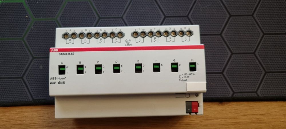 ABB Schaltaktor 8fach 16 AS/S 8.16.5S 2CDG 110 045 R0011 (Neu und ...