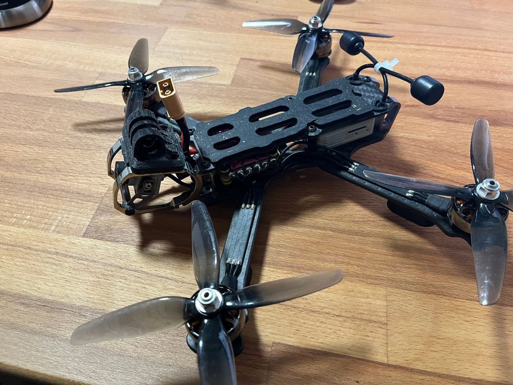 Drone Armattan Badger avec Air unit DJI (Gebraucht) in Ollon VD für CHF ...