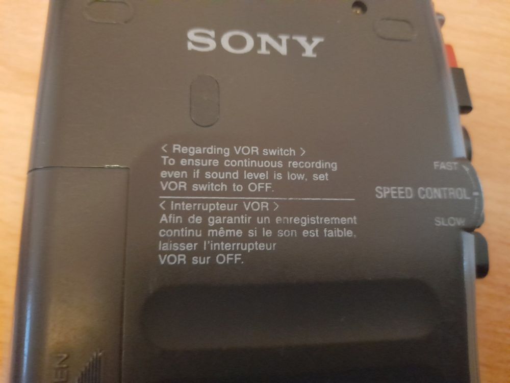 Sony TCM-353V Walkman (Defekt) in Lustmühle für CHF 4.1 – mit Lieferung ...