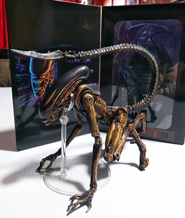 Neu/OVP Xenomorph Alien 3 multicolor Figure - 18cm (Neu (gemäss ...