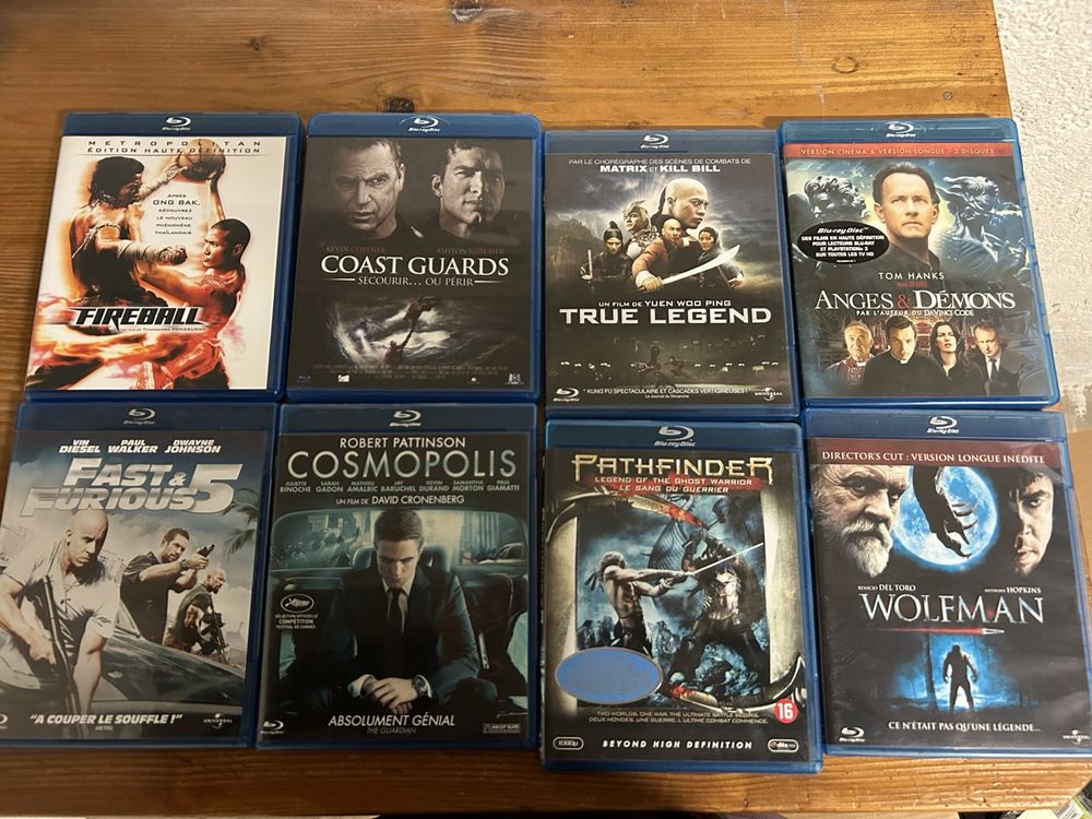 Lot de 16 dvd (Gebraucht) in Perroy für CHF 50 – mit Lieferung auf ...