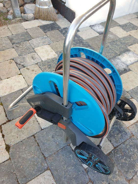 Schlauchwagen mit 20m Schlauch Gardena (Gebraucht) in Berikon für CHF 35 – nur Abholung auf ...