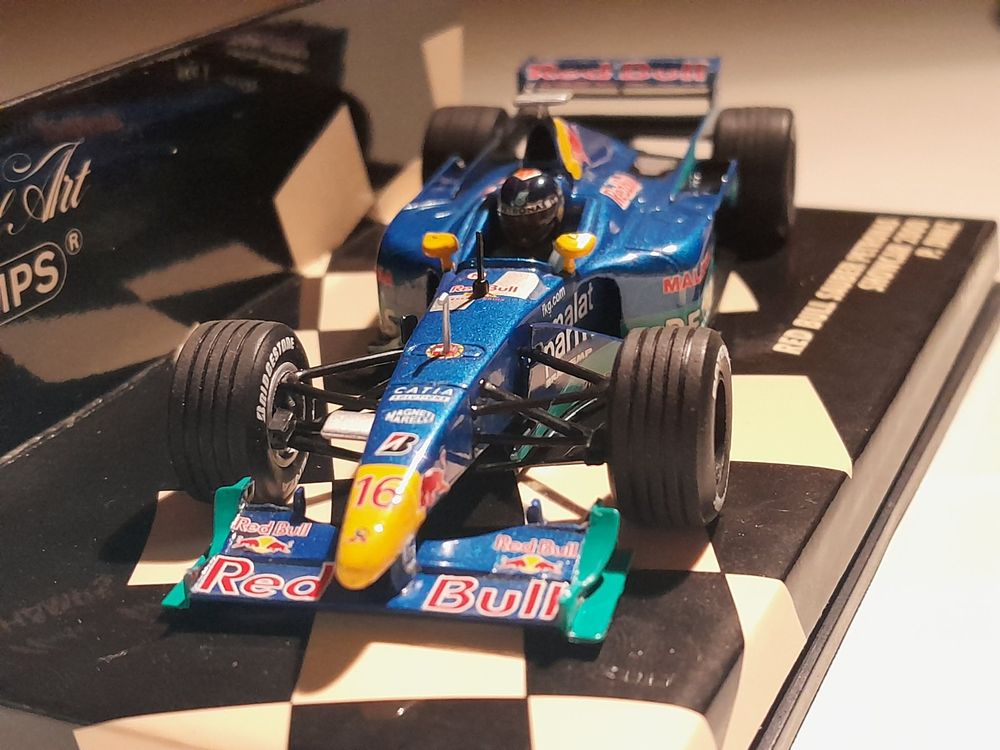 Minichamps 1:43 Sauber Showcar 2000 Diniz Art.N° 430 000086 (Neu und ...