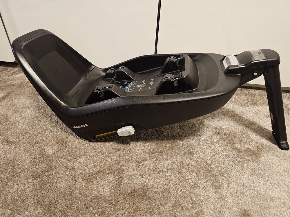 Maxicosi Familyfix One I-Size (Gebraucht) in Montlingen für CHF 45 ...