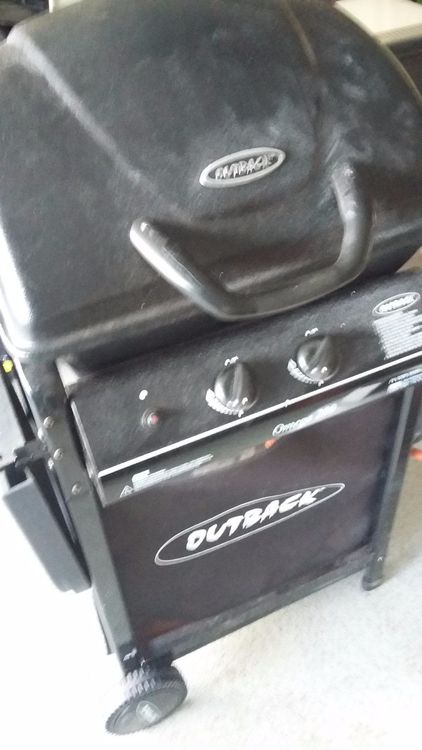 Gasgrill Outback Omega 200 | Kaufen auf Ricardo