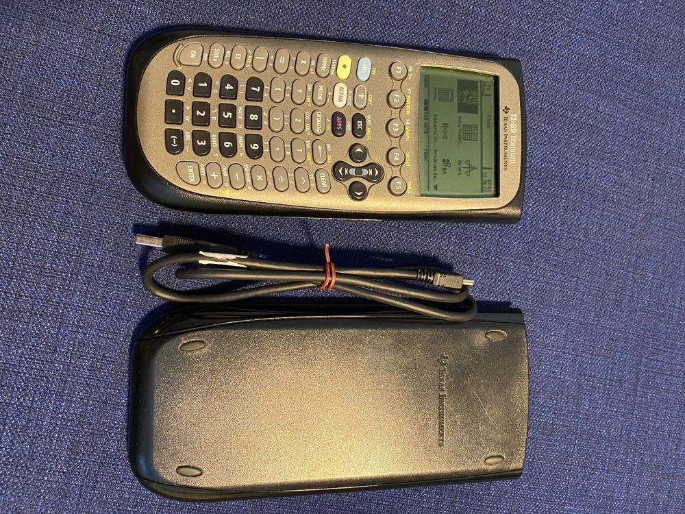 Texas Instruments TI-89 Titanium | Kaufen auf Ricardo