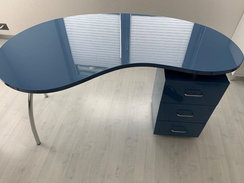 Pult (Gebraucht) in Freidorf TG für CHF 50 – mit Lieferung auf Ricardo ...