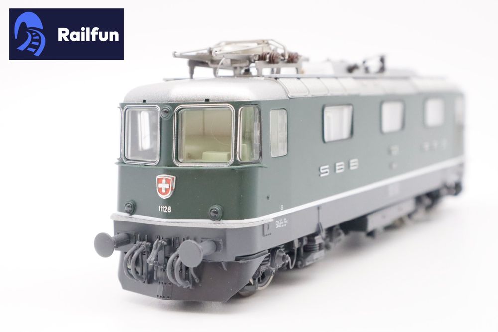 Roco 69840 SBB Re 4/4 II 11128 H0 AC Digital (Gebraucht) in Basel für ...