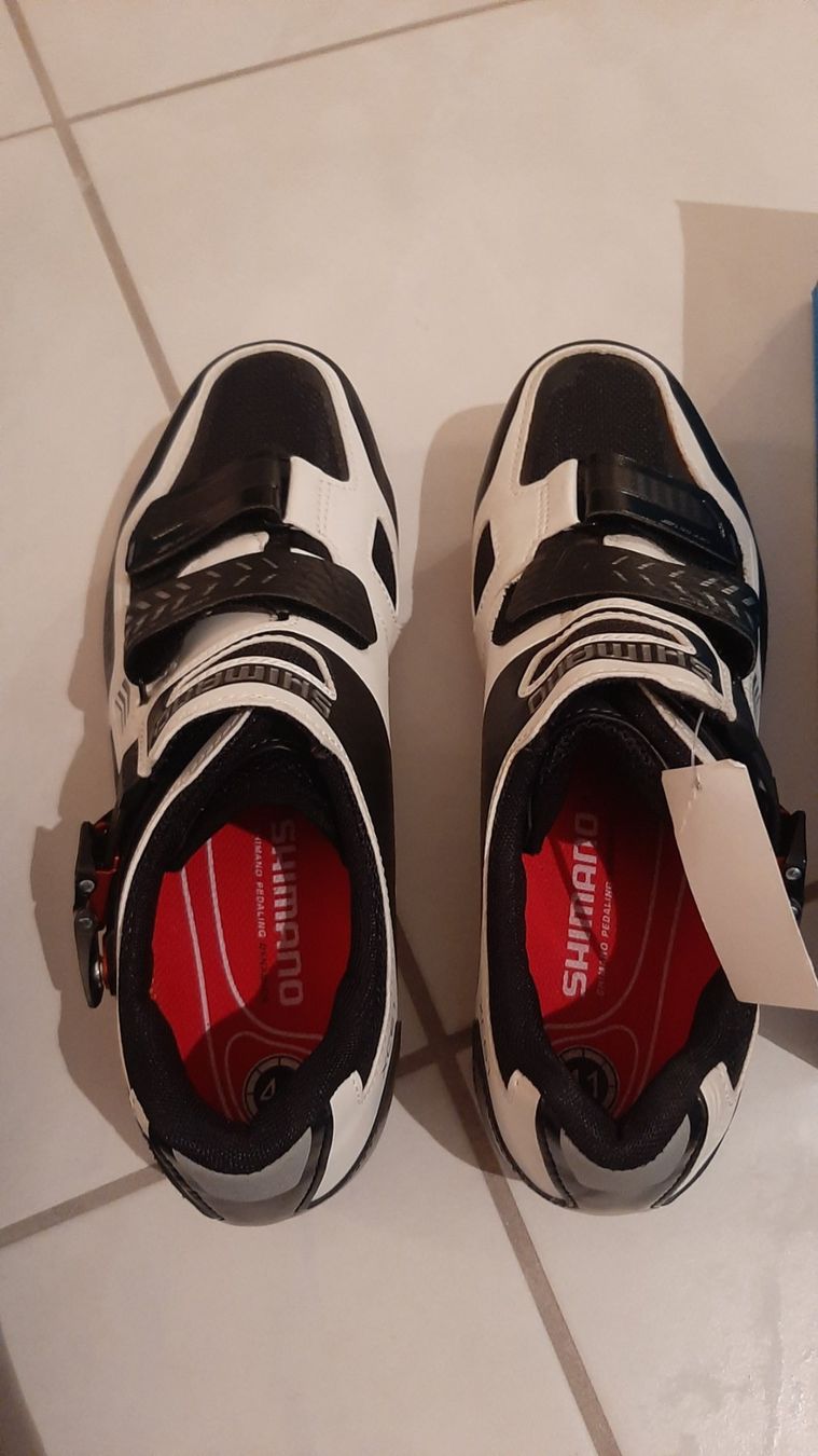 R J) Shimano Schuhe Veloschuhe Gr. 41 Neu (Neu (gemäss Beschreibung ...