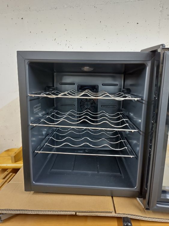 Fust Vinocave 10 Novamatic für 12 Flaschen (Gebraucht) in Zürich für ...