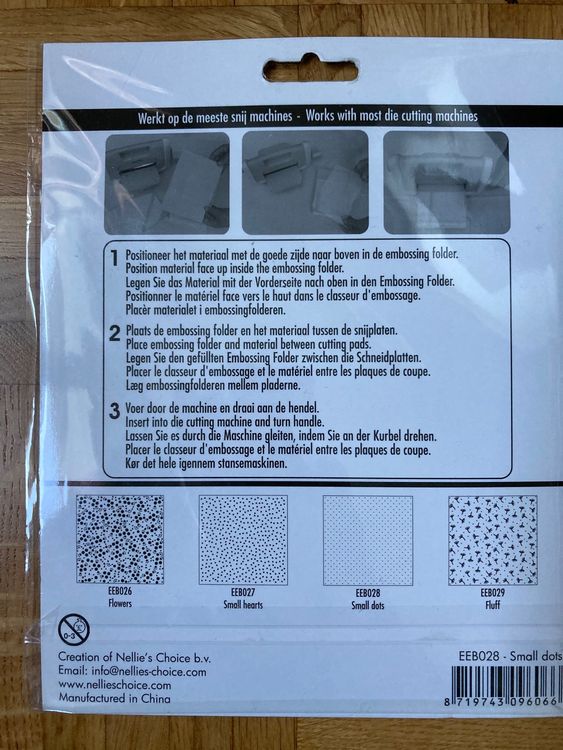 Small Dots Background Embossing Folder - neu | Kaufen auf Ricardo