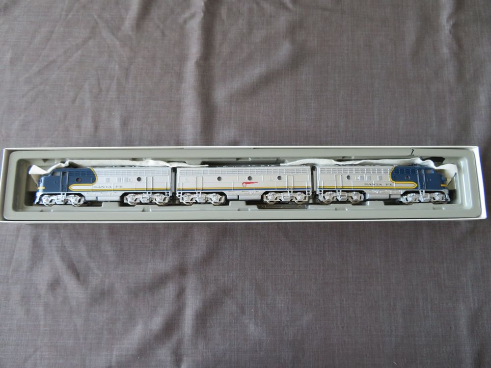 Märklin H0-3362 3tlg. EMD F7 Santa Fe Bluebonnet Lackierung (Gebraucht ...
