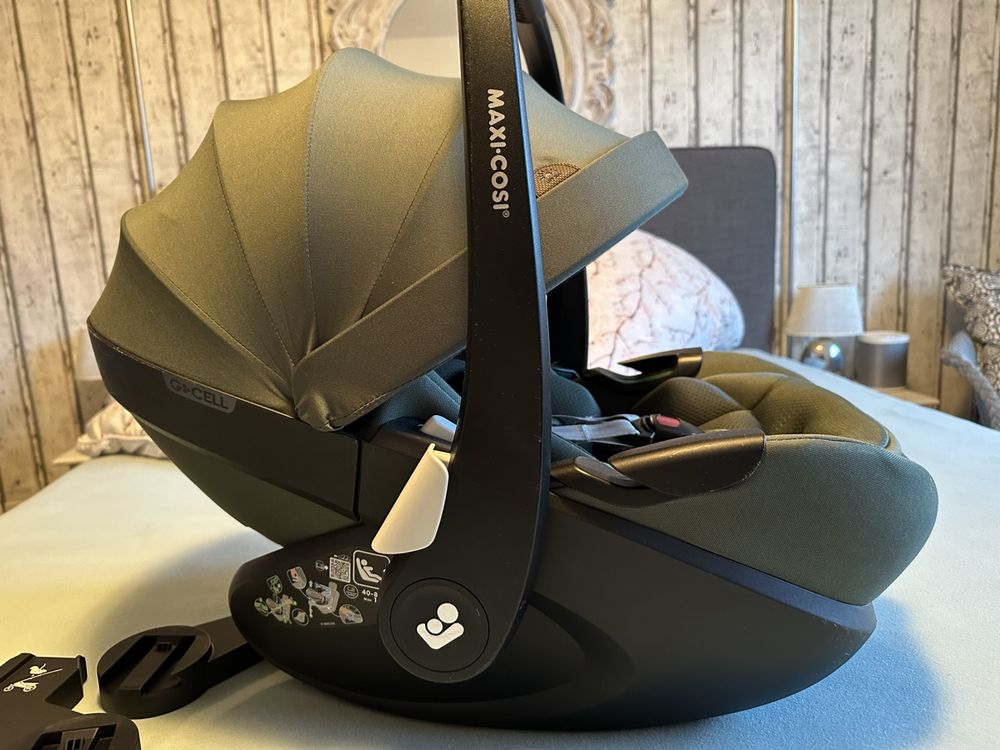Elegantes Maxi Cosi Pebble Pro Bilder