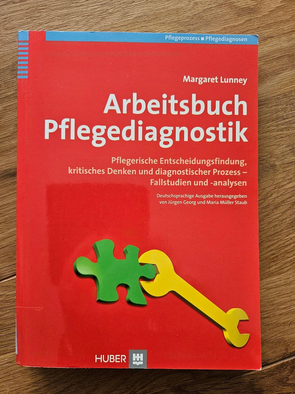 Pflegediagnostik Huber Verlag (Neu 59.--) für 5.-- (Gebraucht) in ...