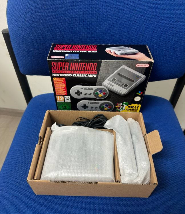 Super Nintendo Classic Mini (Neu (gemäss Beschreibung)) in Aarburg für ...