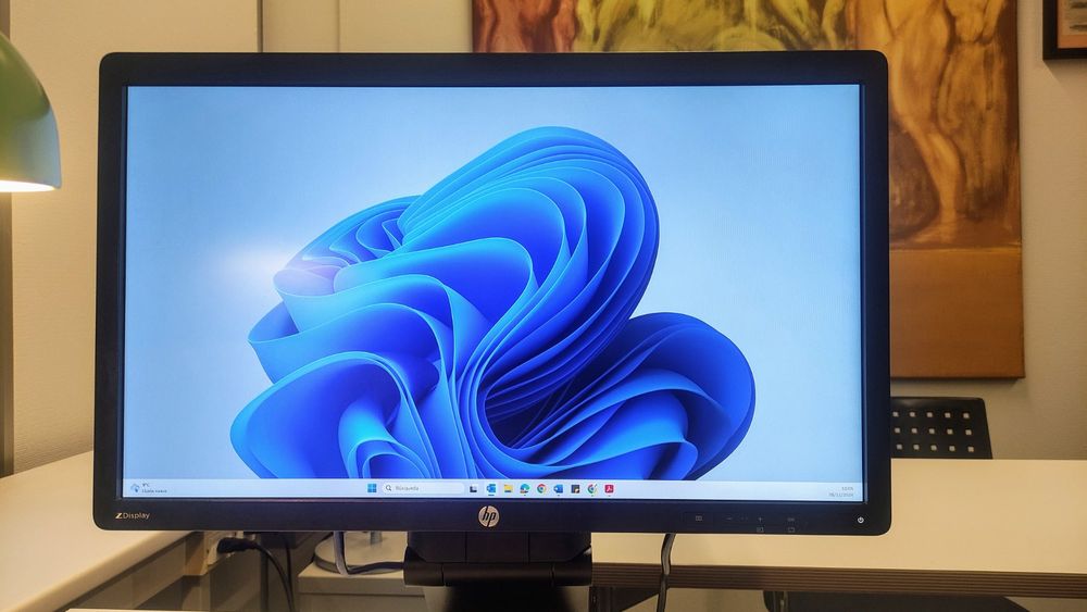 HP EliteDisplay E231 MONITOR (Gebraucht) in Pully für CHF 2000 – nur ...