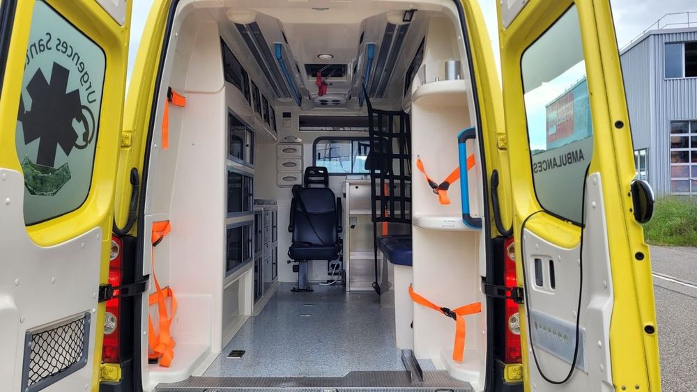 VW Crafter 35, Ambulance/Rettungswagen/Ambulanz | Kaufen auf Ricardo