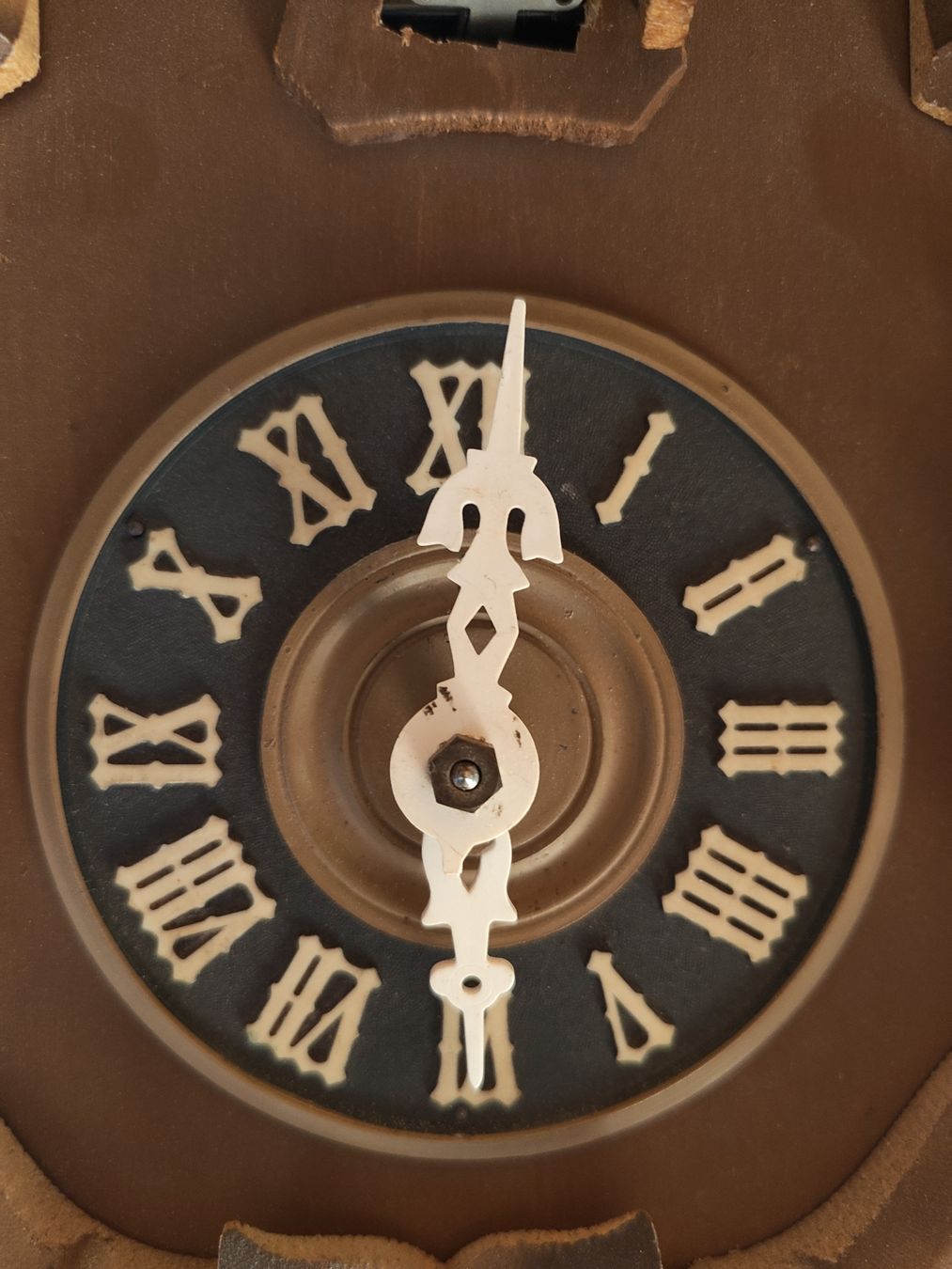 Horloge à coucou Forêt Noire, cerf et feuilles. (Gebraucht) in ...