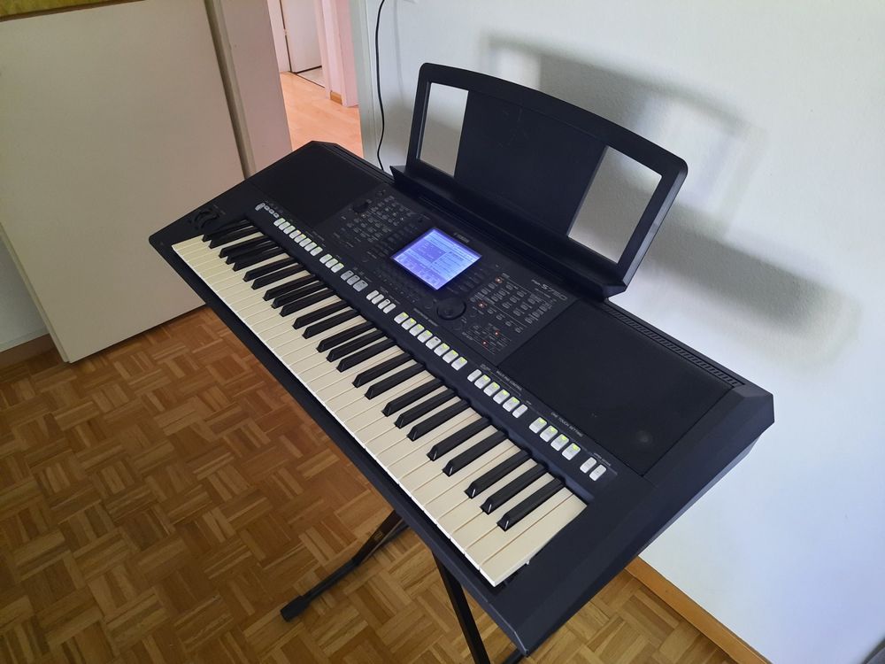 Yamaha Keyboard PSR - S750 | Kaufen auf Ricardo