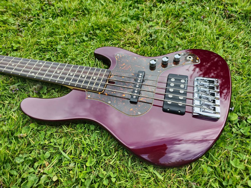 FGN J-Standard Mighty Jazz 5-String Bass Made in Japan (Gebraucht) in ...
