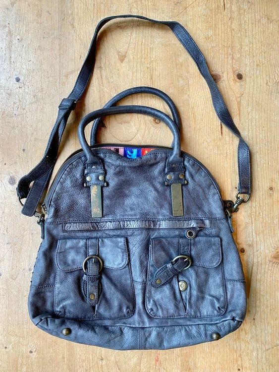 Handtasche / Tasche / Umhängetasche von Liebeskind Berlin | Kaufen auf Ricardo