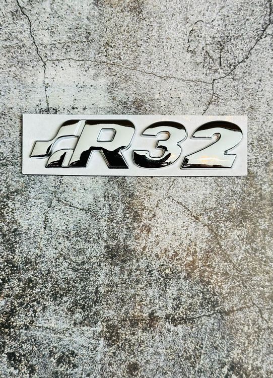 VW R32 Emblem Schriftzug Logo aus Metall NEU in Chrom | Kaufen auf Ricardo