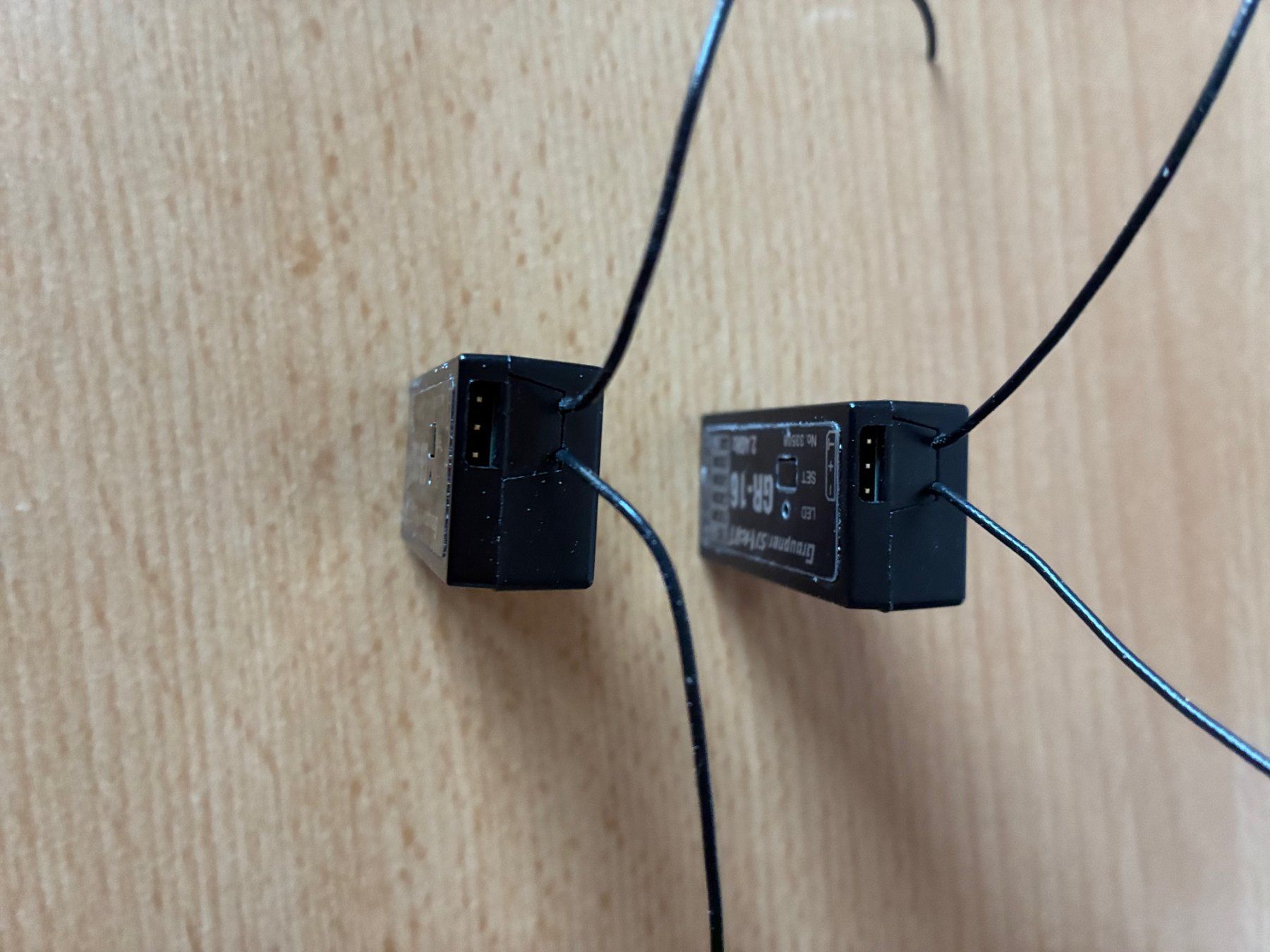 Zwei Graupner GR-16 Empfänger 2.4GHz HoTT - Top Zustand! (Gebraucht) in ...