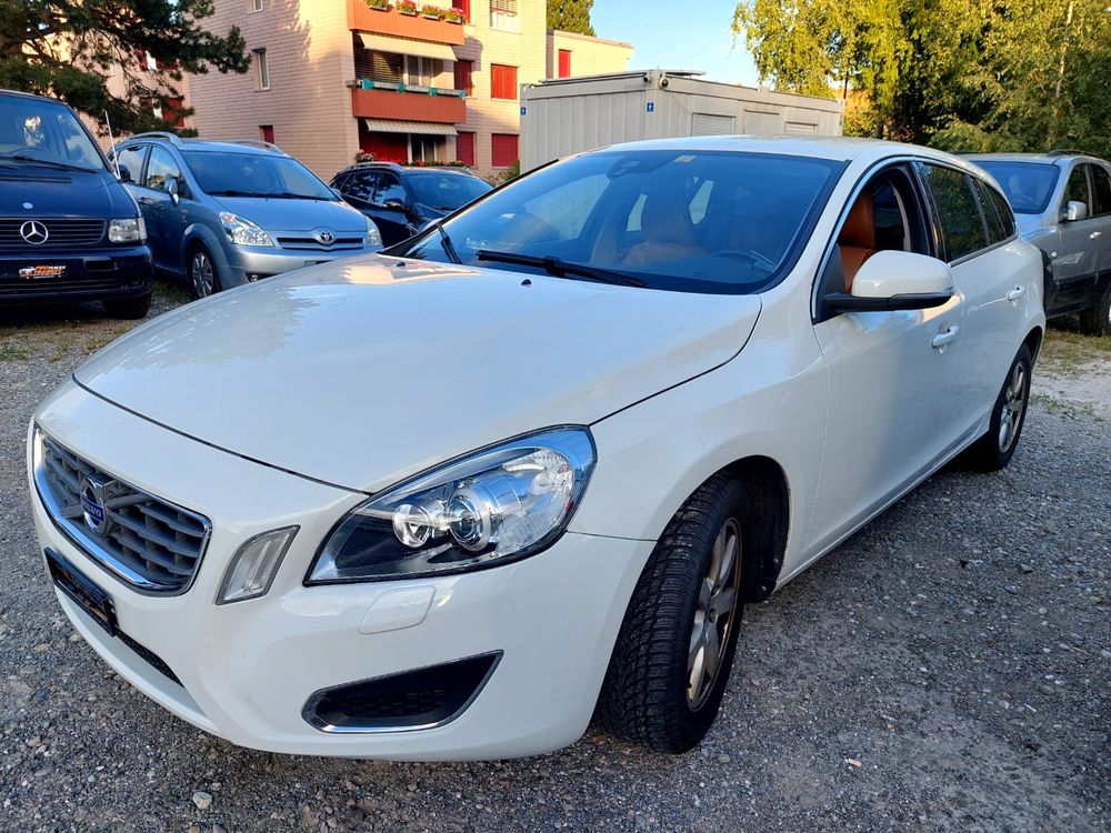 Volvo V60 D5 AWD (Gebraucht) in St. Gallen für CHF 4101 – nur Abholung ...