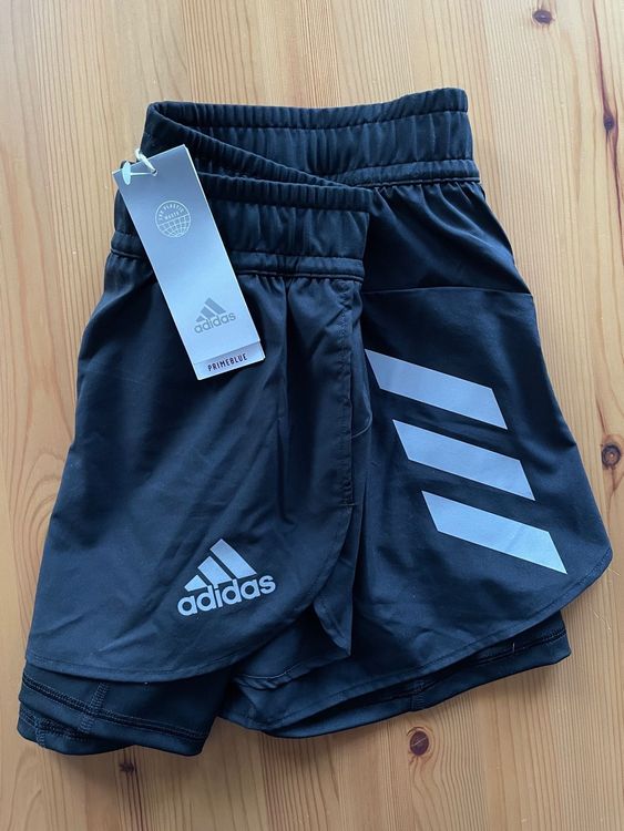 NEU - adidas 2in1 running shorts (Neu und originalverpackt) in Saanen ...