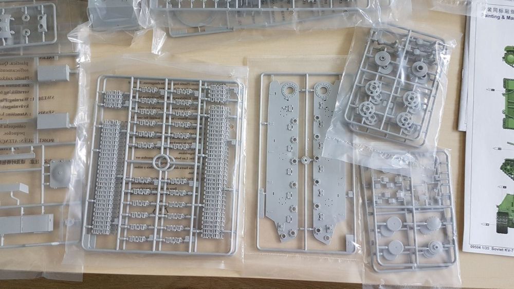 1:35 Soviet KV-7 Object 227 - Trumpeter 09504 (Neu (gemäss Beschreibung ...