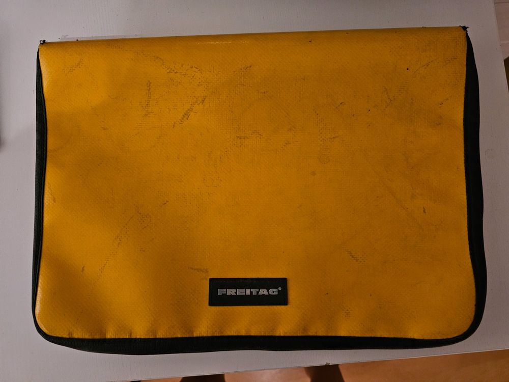 FREITAG Laptophülle 15" mit Reissverschluss (Gebraucht) in Schaffhausen ...
