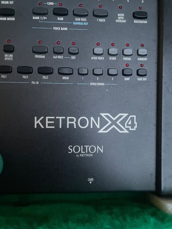 Solton Ketron X4 Midi Arranger/Player (Gebraucht) in Root für CHF 110 ...