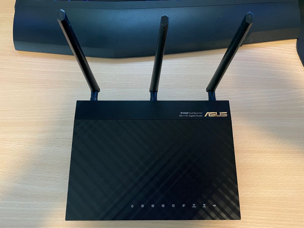 Asus RT-AC66U Router (Gebraucht) in Frenkendorf für CHF 20 – mit ...