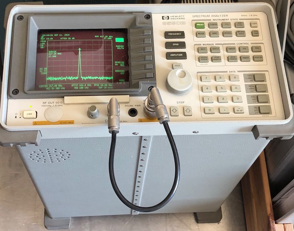 Analyseur de spectre HP 8590B (Gebraucht) in la Chaux-de-fonds für CHF ...