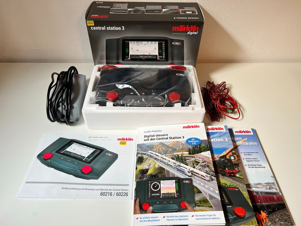 Märklin 60226 Central Station 3 + Märklin 60101 Netzteil (Gebraucht) in ...