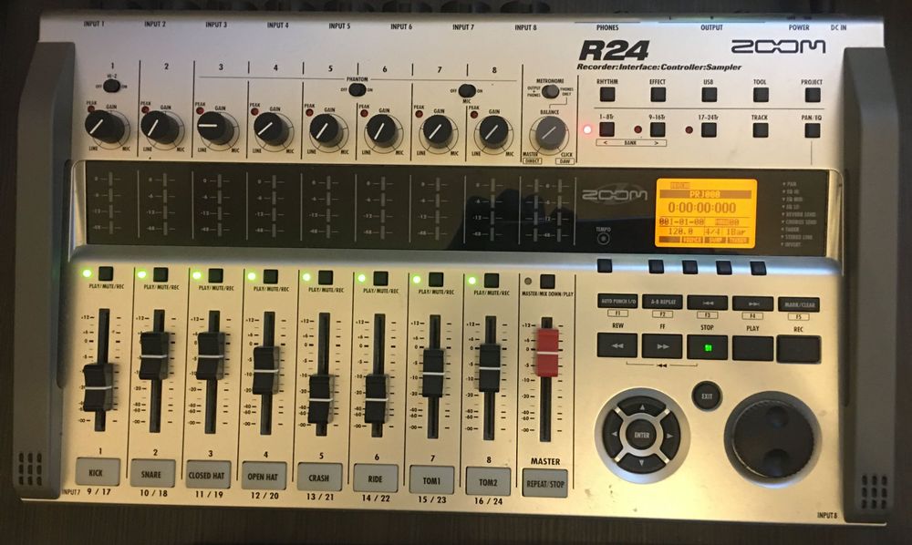 Zoom R24 Recorder * Interface * Controller * Sampler (Gebraucht) in ...