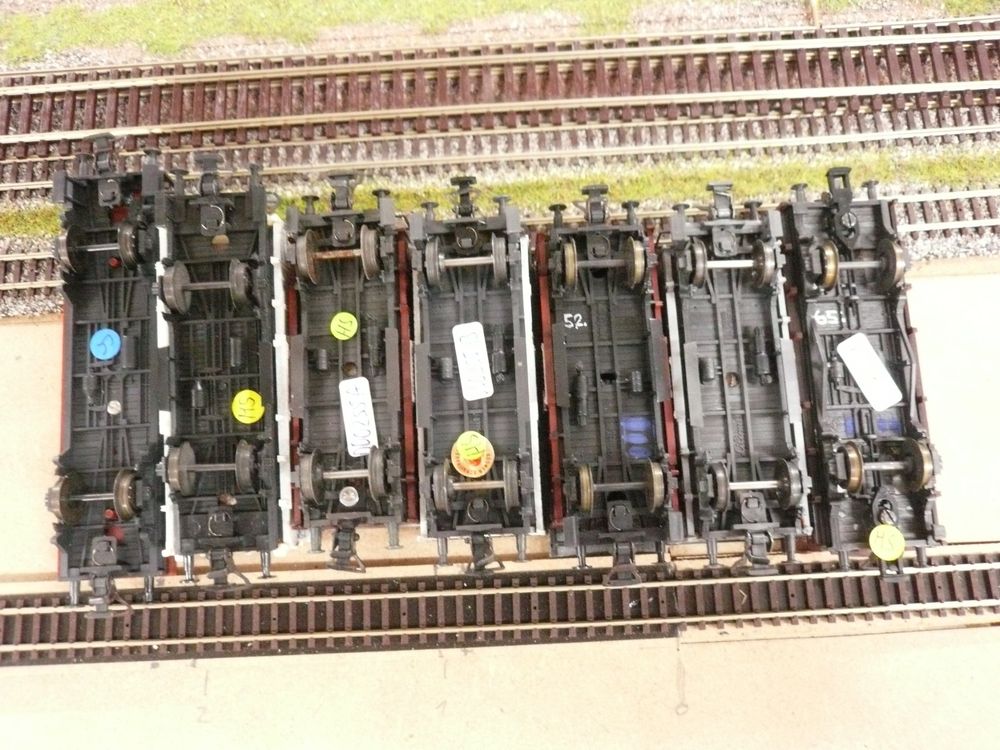 ROCO / LILIPUT H0 DC NOSTALGIE GÜTERZUG 8 TEILIG INKL. LOK (Gebraucht ...