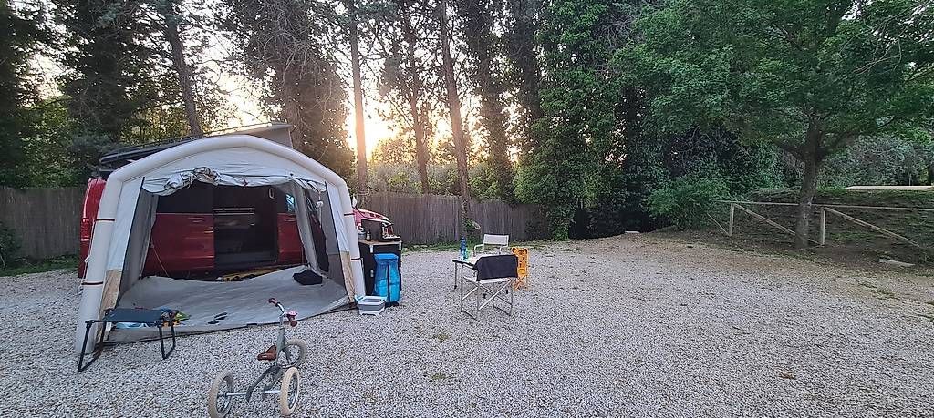 Camping Vorzelt Quechua aufblasbar (Gebraucht) in Zürich für CHF 195 ...
