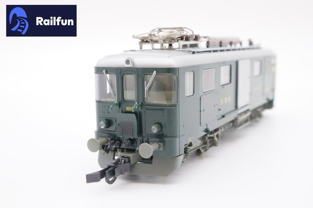 Roco 63537 SBB De 4/4 H0 DC Digital (Gebraucht) in Basel für CHF 80 ...