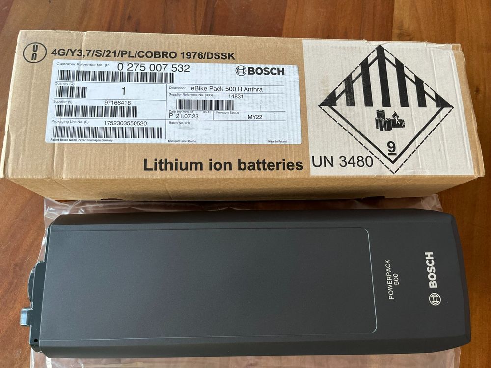 NEU Bosch E-BIKE Akku PowerPack 500Wh Gepäckträgerakku (Neu und originalverpackt) in Alpnach ...