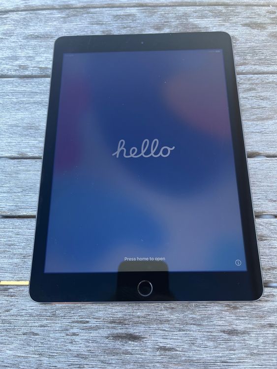 iPad Air 2 128GB WiFi+Cellular Mod. A1567 | Kaufen auf Ricardo