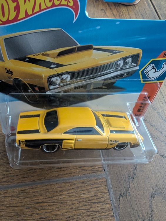 Hot Wheels '69 Dodge Coronet Superbee - Gelb/Schwarz! (Neu und ...