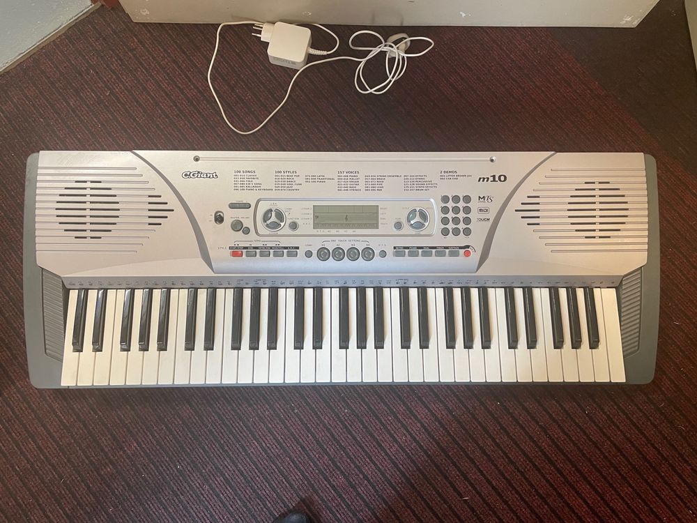 Piano Keyboard C Giant M10 | Kaufen auf Ricardo