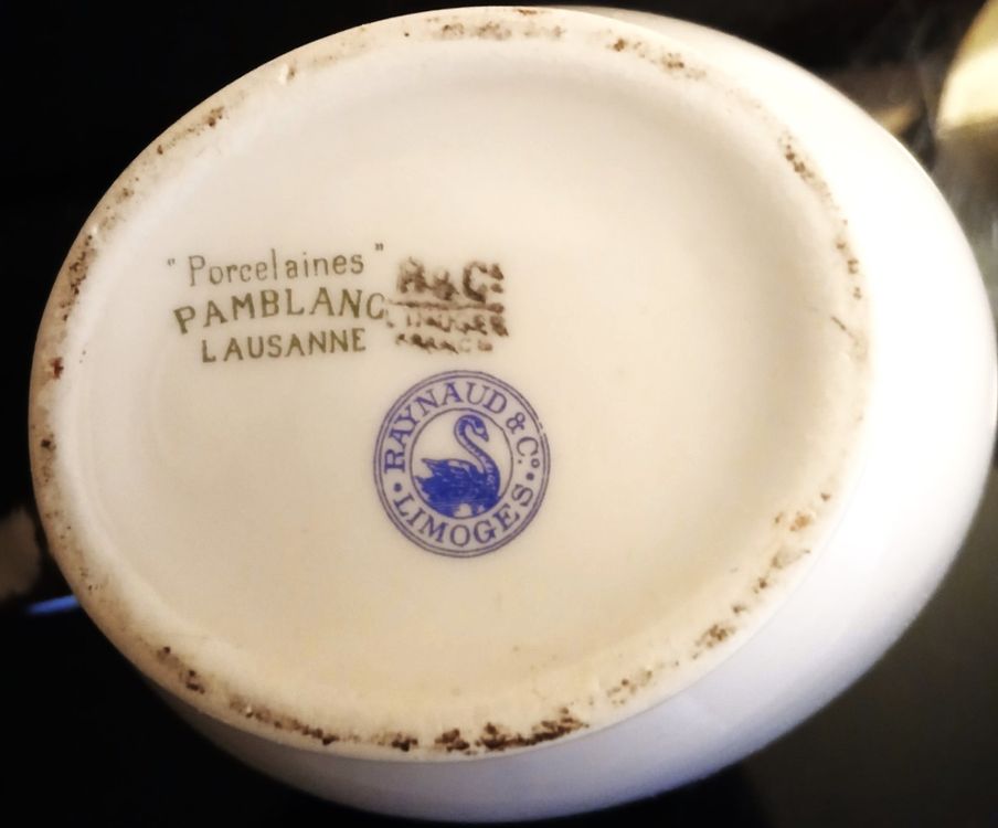 Beau pot à lait / eau porcelaine de Limoges (Neuf (Voir description)) à ...