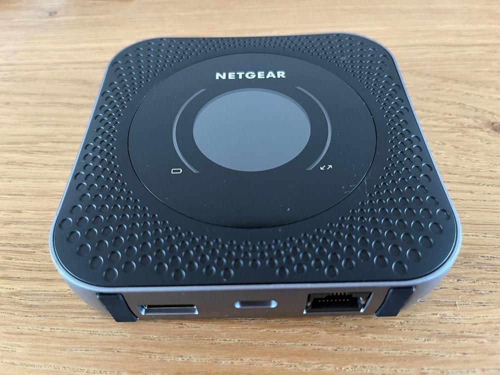 Nighthawk M1 NETGEAR Mobile Router (Neu und originalverpackt) in Zürich ...