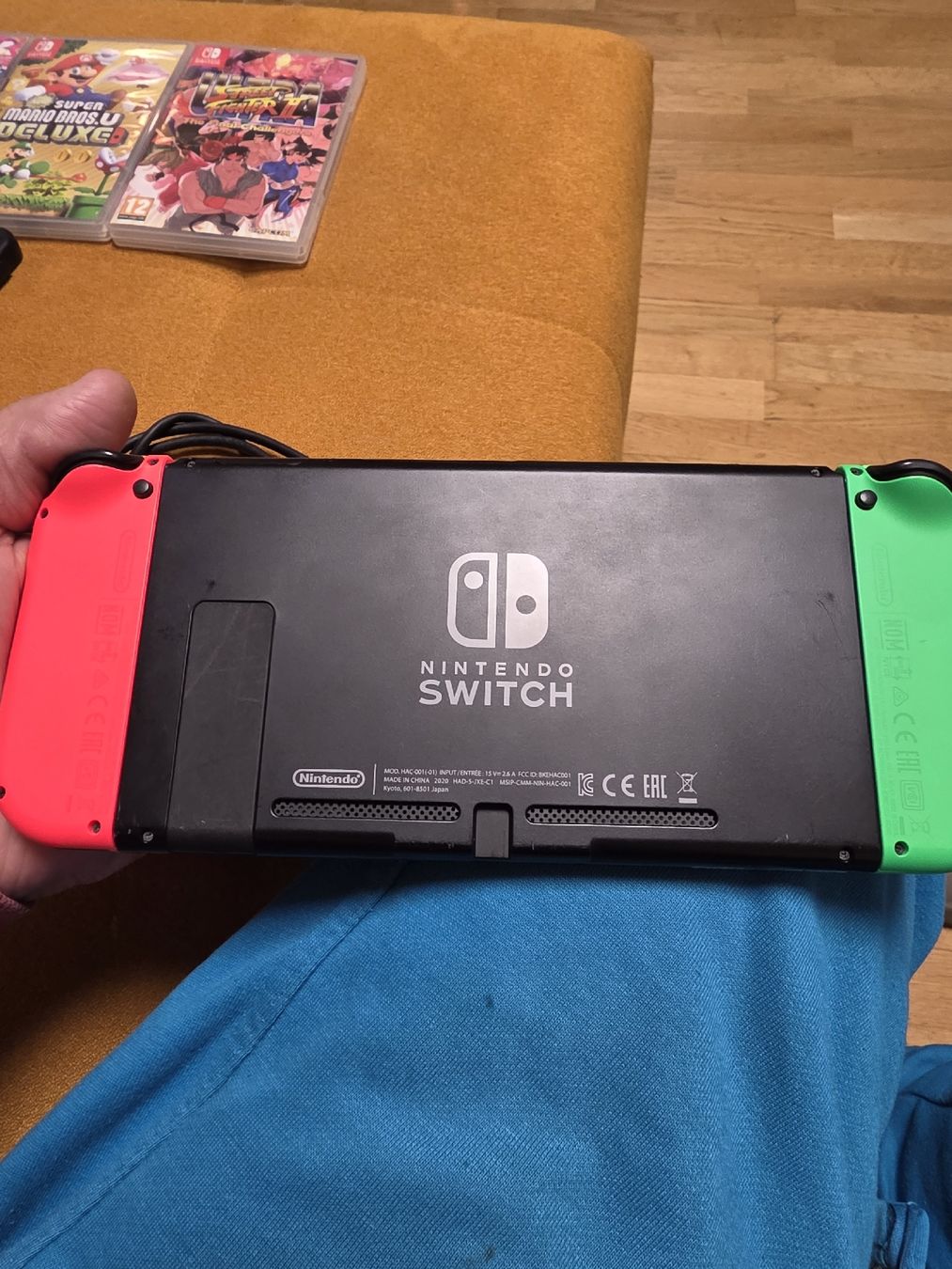 Nintendo Switch - Console portatile con giochi inclusi! (Usato) a Bern ...