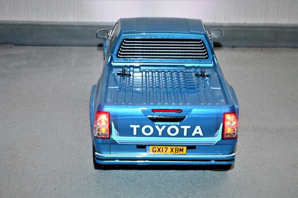 Tamiya Toyota Hilux Extra Cab CC-01 4x4 | Kaufen auf Ricardo