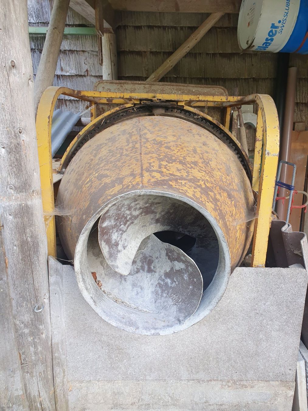 Betonmischer/Reversiermischer (Gebraucht) in Langnau i. E. für CHF 501 – nur Abholung auf ...